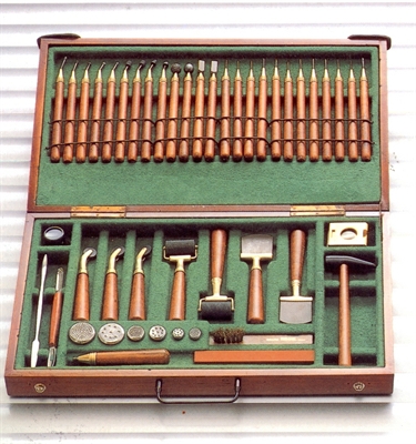 Amicucci - cassetta professional completa di strumenti per incisione